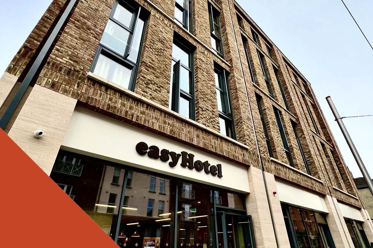 Easy Hotel - Heartbeat